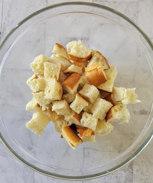 How to Make Homemade Croutons (Out of Stale Bread!) - Hip Hip Gourmet