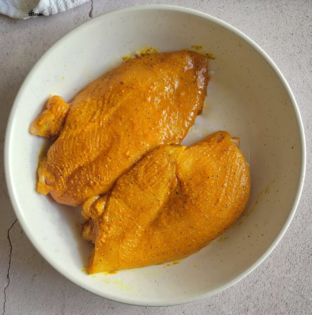 Healthy (Anti-Inflammatory) Turmeric Baked Chicken - Hip Hip Gourmet