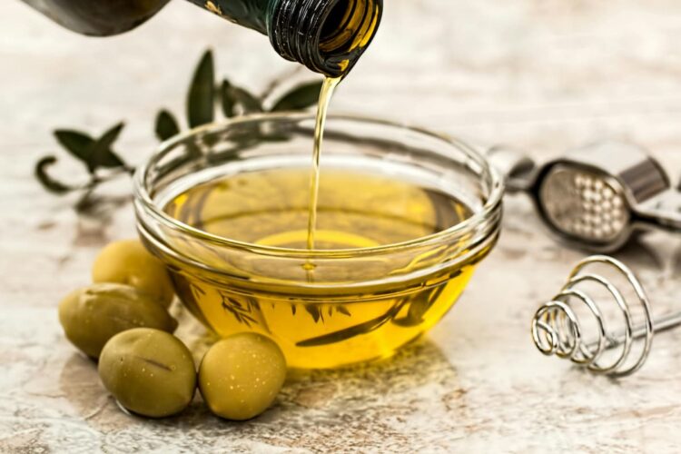 The Best Oils for Cooking High Heat - Hip Hip Gourmet