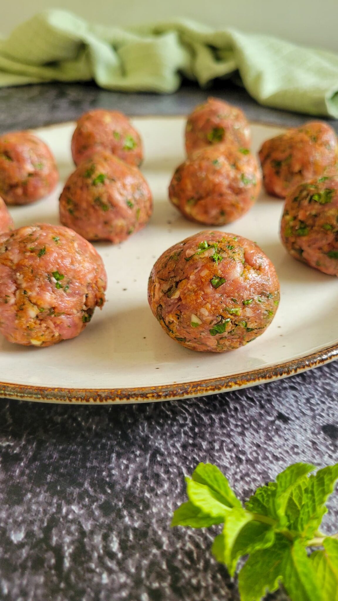 Middle Eastern Lamb Meatballs (with mint yogurt sauce) - Hip Hip Gourmet