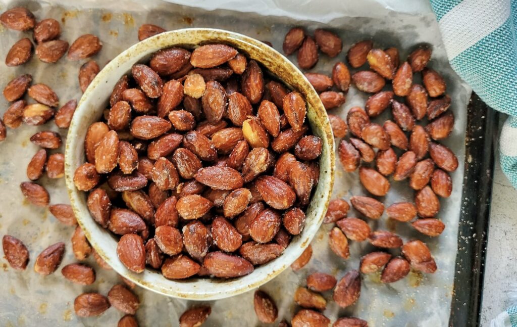 Salt and Vinegar Almonds: The Perfect Crunchy, Tangy Snack - Hip Hip ...