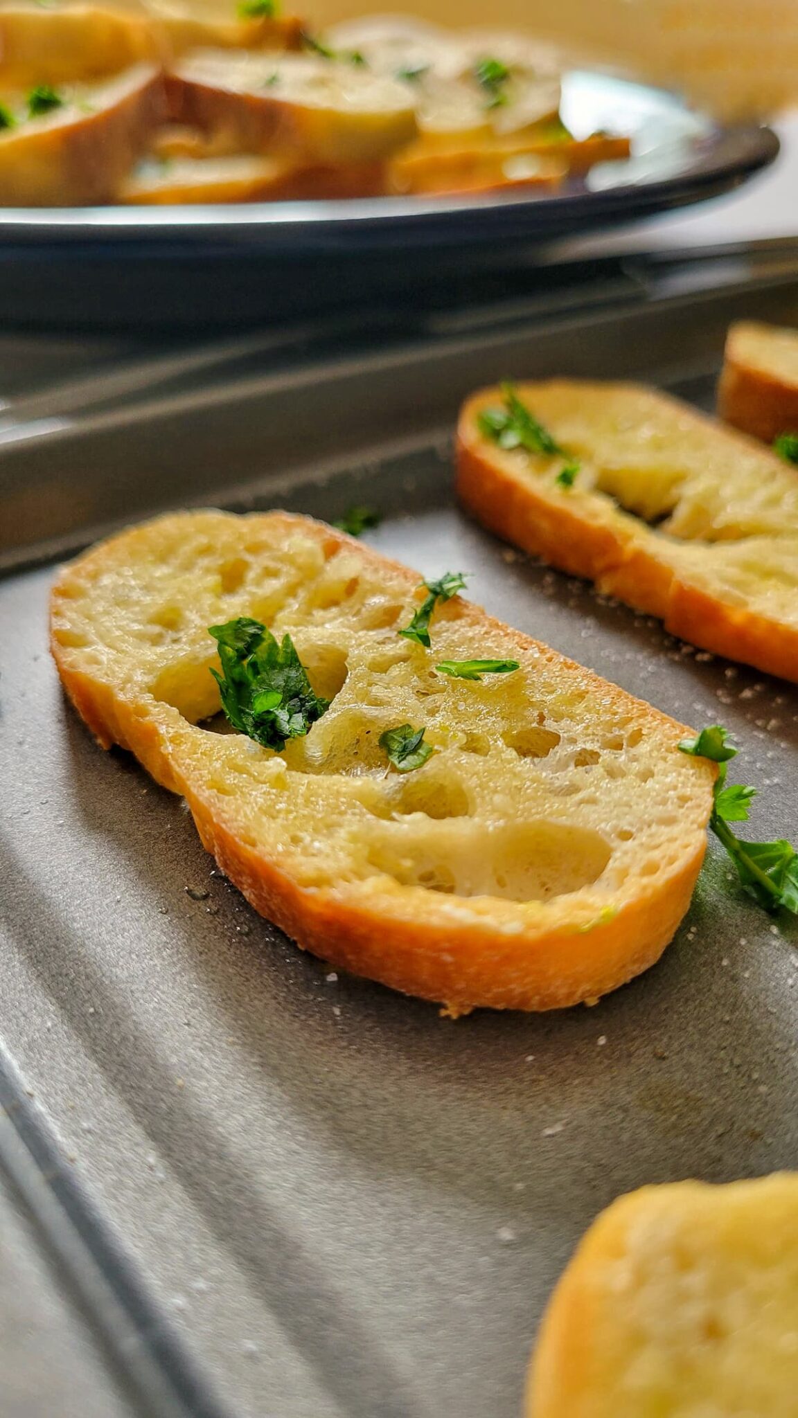Garlic Crostini: Easy, Crispy, and Perfect for Any Topping! - Hip Hip ...
