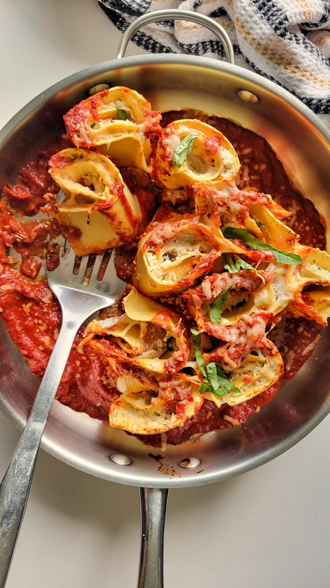 Rosette Al Forno with Mozzarella & Prosciutto - Hip Hip Gourmet