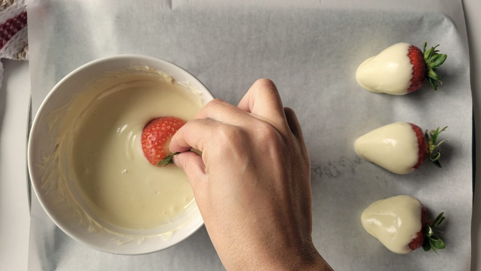 White Chocolate Covered Strawberries Recipe - Hip Hip Gourmet